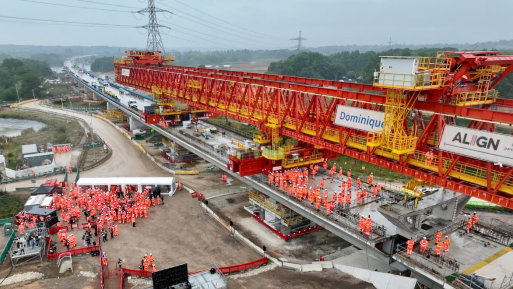 HS2 makes history with Britain’s new longest rail bridge – High-Speed ...
