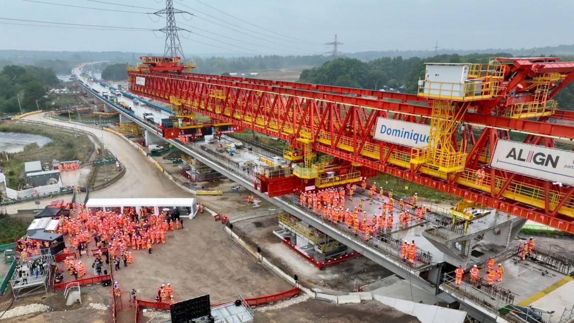 HS2 makes history with Britain’s new longest rail bridge – High-Speed ...
