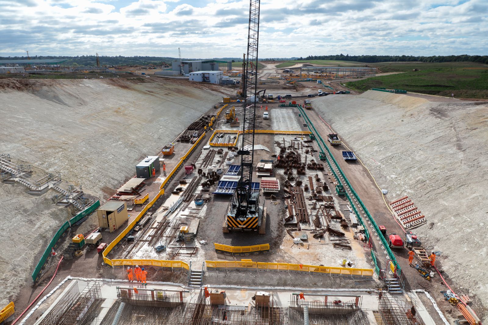 HS2’s first giant tunnelling machines arrive in the UK – High-Speed ...